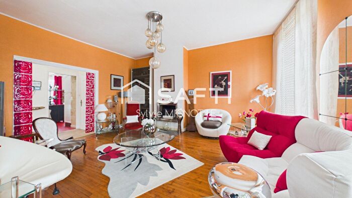 Maison à vendre - Surgères - 11 pièces - 7 chambres