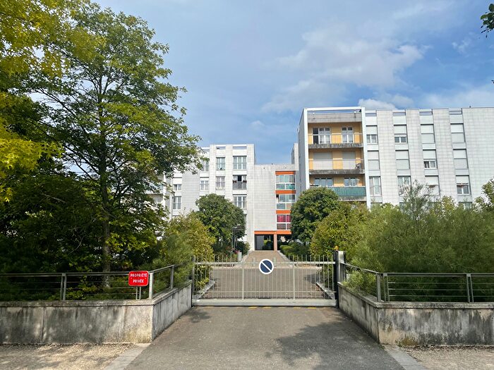 Chartres, La Madeleine - Appartement 4 pièces à vendre