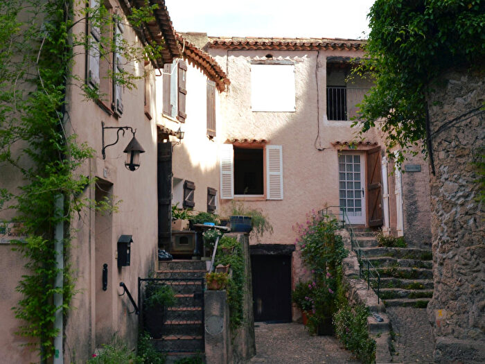 Maison 7 pièces à vendre - Tourtour