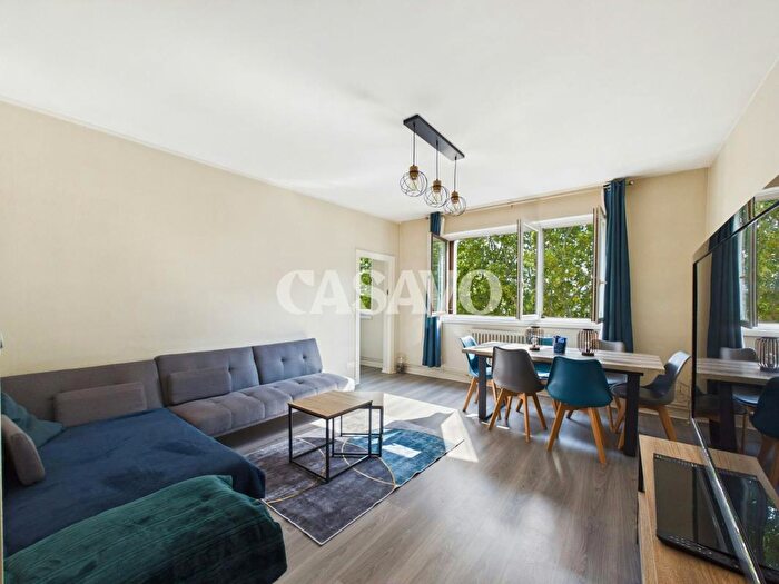Neuilly-sur-Marne, Carnot, République - Appartement 5 pièces à vendre