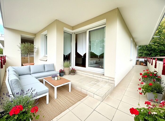 Appartement à vendre - Margny-lès-Compiègne - 4 pièces - 2 chambres