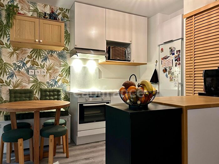 Appartement à vendre - Ventabren - 2 pièces - 1 chambre