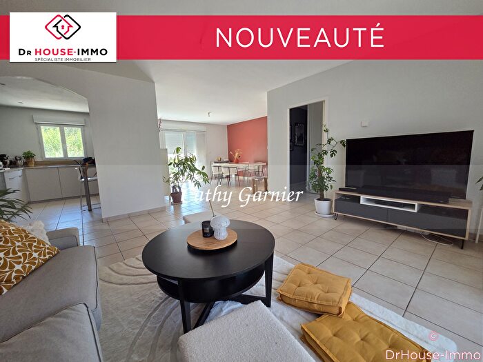 Marigny-Brizay : Maison 6 pièces à vendre