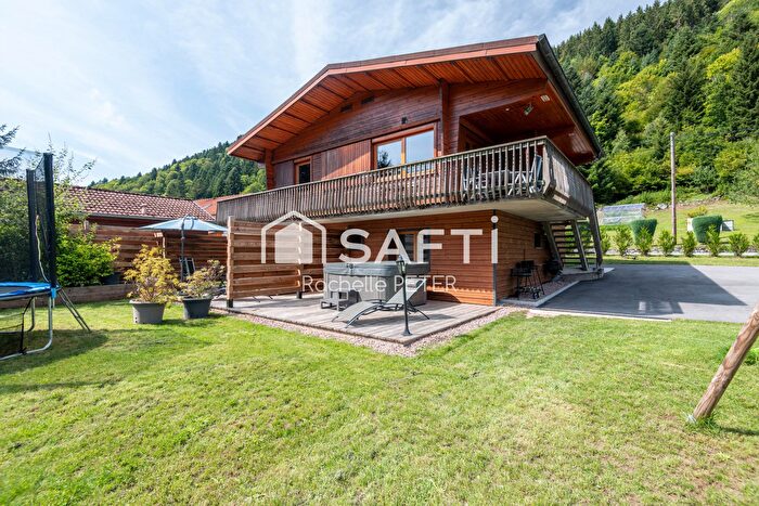 Maison à vendre - Rochesson - 8 pièces - 5 chambres