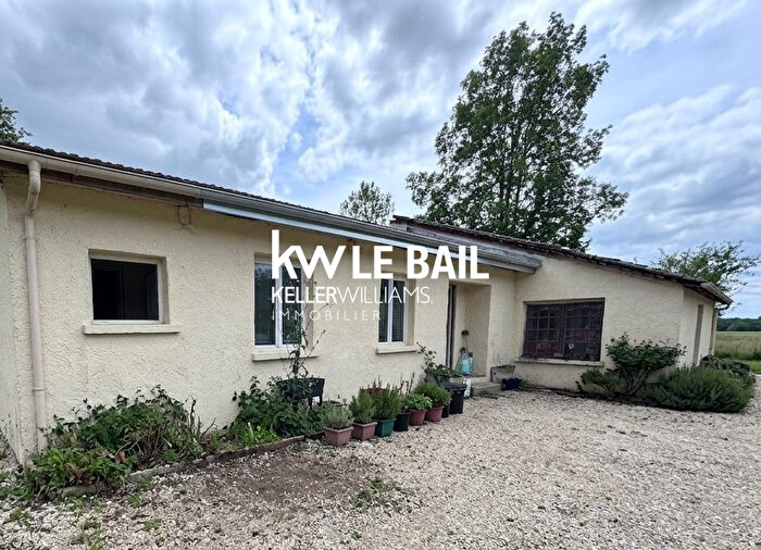 Maison 3 pièces à Sauveterre, à vendre
