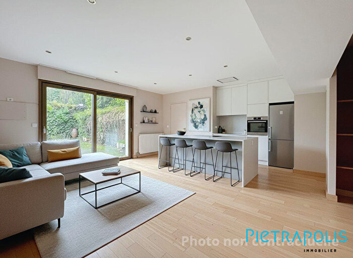 Appartement à vendre - Divonne-les-Bains - 3 pièces - 2 chambres