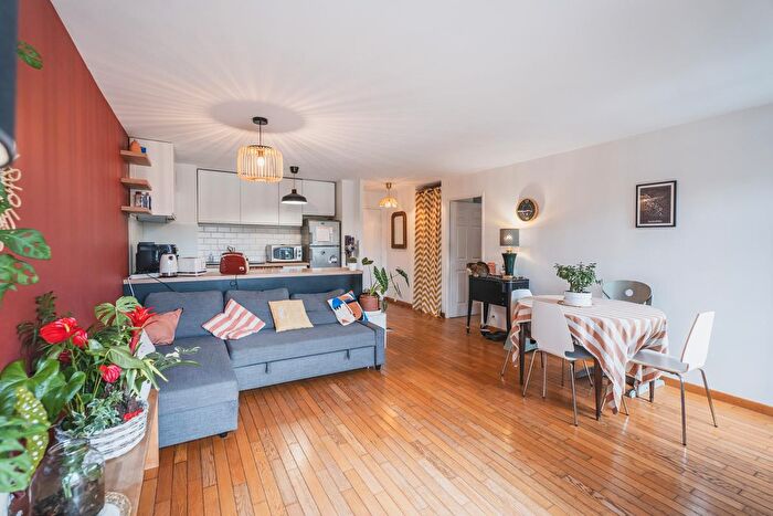 Appartement à vendre - Émerainville - 3 pièces - 2 chambres