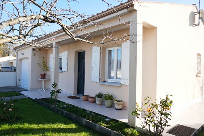 Maisons à vendre et appartements à louer - 1