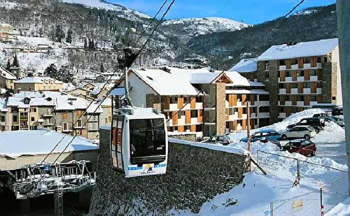 Ax-les-Thermes : Appartement 1 pièce à vendre