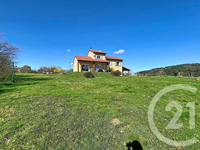 Maison à vendre - Yssingeaux - 5 pièces - 4 chambres