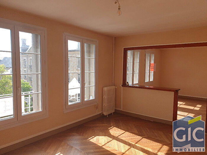 Appartement à louer - Coutances - 4 pièces - 2 chambres