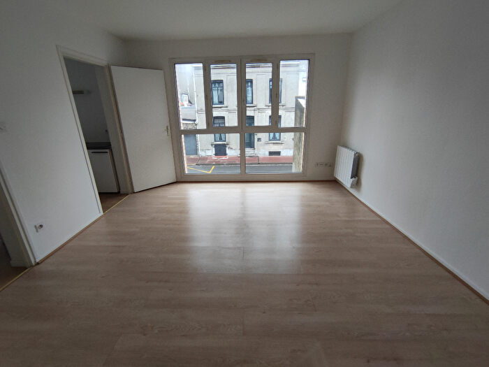Calais, Crèvecoeur : Appartement 1 pièce à louer