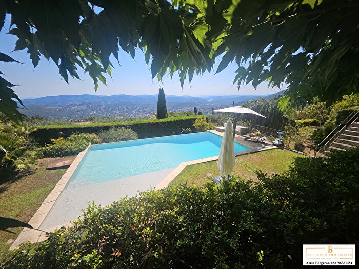 Maison à vendre - Cabris - 8 pièces - 5 chambres