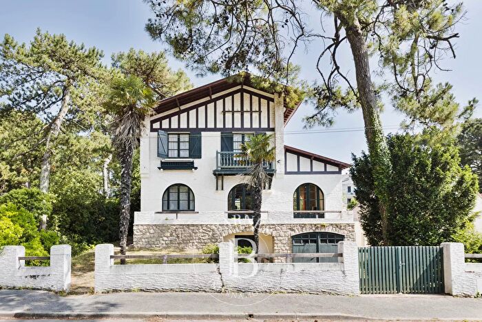 Maison à vendre - La Baule-Escoublac, La Baule-les-Pins - 6 pièces - 5 chambres