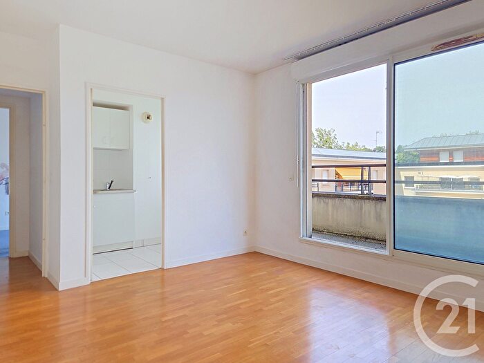 Le Plessis-Robinson, Cité Basse : Appartement 2 pièces à vendre