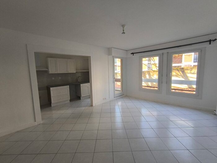 Appartement à louer - Avon - 3 pièces - 2 chambres