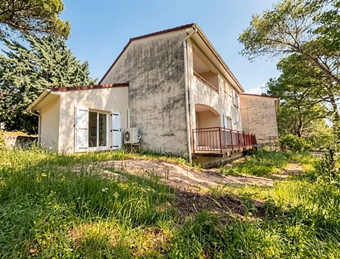 Maison à louer - Le Teil - 5 pièces - 3 chambres