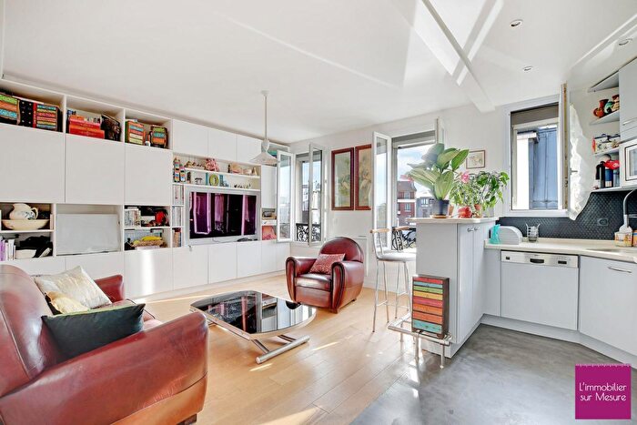 Appartement à vendre - Paris e , Télégraphe, Pelleport, Saint-Fargeau - 3 pièces - 2 chambres