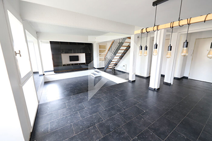 Appartement à louer - Chatou, Nord - 7 pièces - 4 chambres