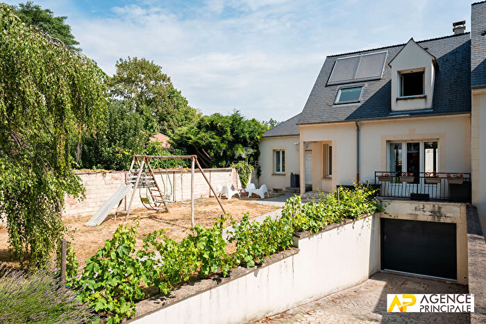 Maison 6 pièces à vendre - Maisons-Laffitte, Est