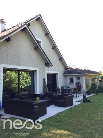 Maison à vendre - La Rochette - 9 pièces - 5 chambres