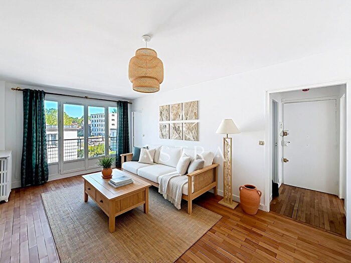 Appartement 3 pièces à vendre à Sceaux, Robinson