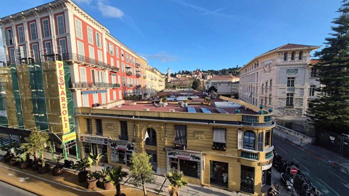 Appartement à louer - Carabacel, Nice - 3 pièces - 1 chambre