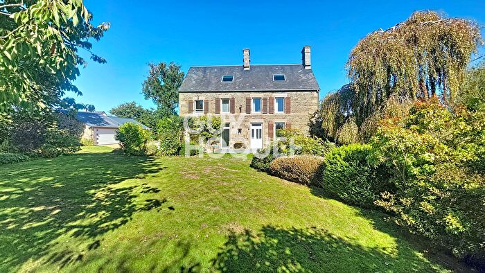 Saint-Germain-de-Tallevende-la-Lande-Vaumont - Maison 7 pièces à vendre