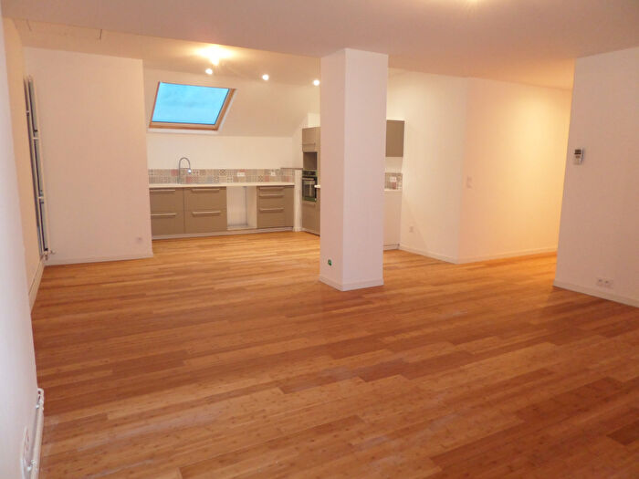 Appartement 6 pièces à louer à Reims, Centre-ville