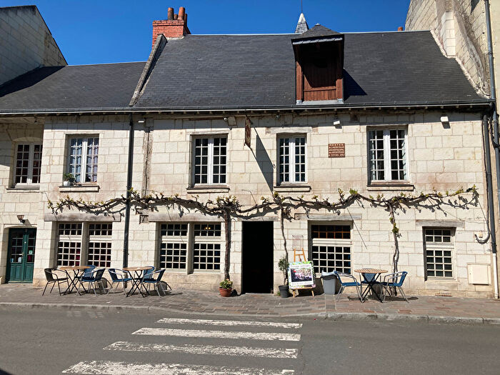 Maison à vendre - Chinon - 10 pièces - 6 chambres