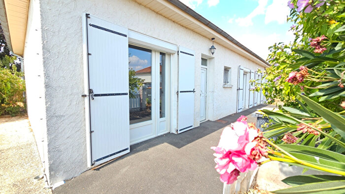 Maison 4 pièces à vendre à Échiré
