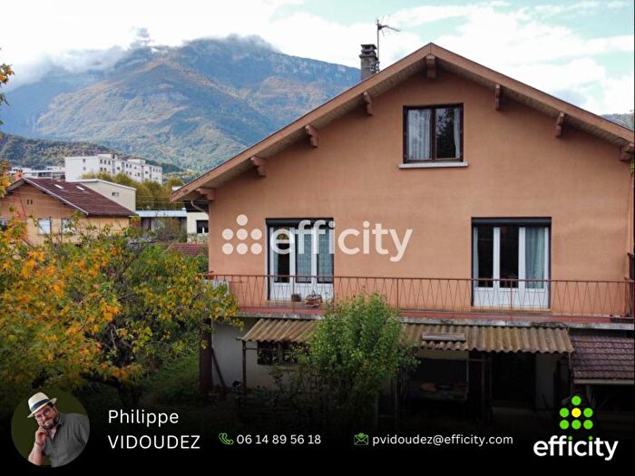Maison 10 pièces à vendre - Échirolles, Bayard, La Luire, Vicose, Comboire