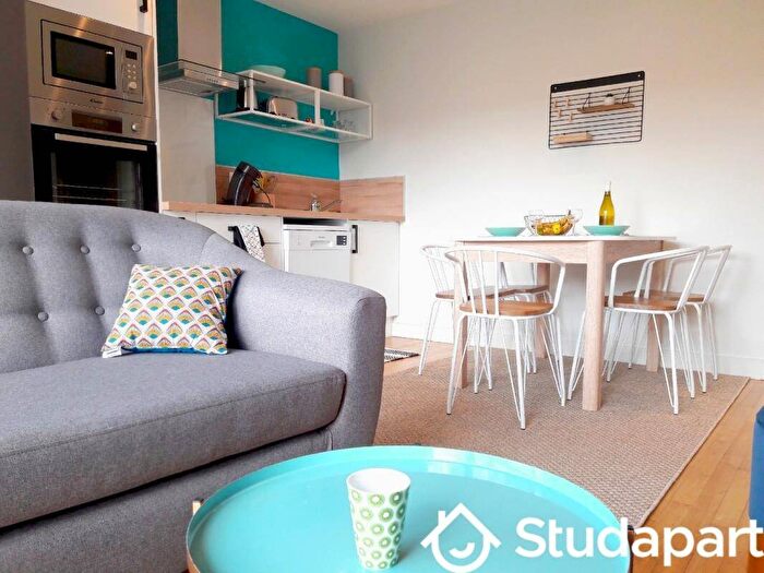 Appartement à louer - Belles Portes-Savary, Hérouville-Saint-Clair - 1 pièce - 2 chambres