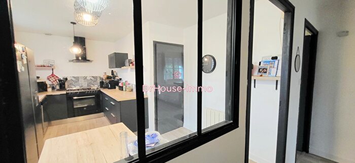 Maison à vendre - Grosbreuil - 6 pièces - 5 chambres