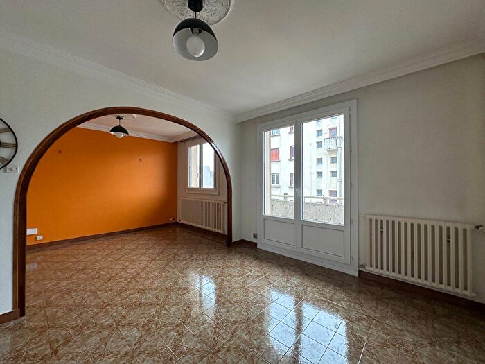 Appartement 4 pièces à Abbaye, Grenoble, à louer