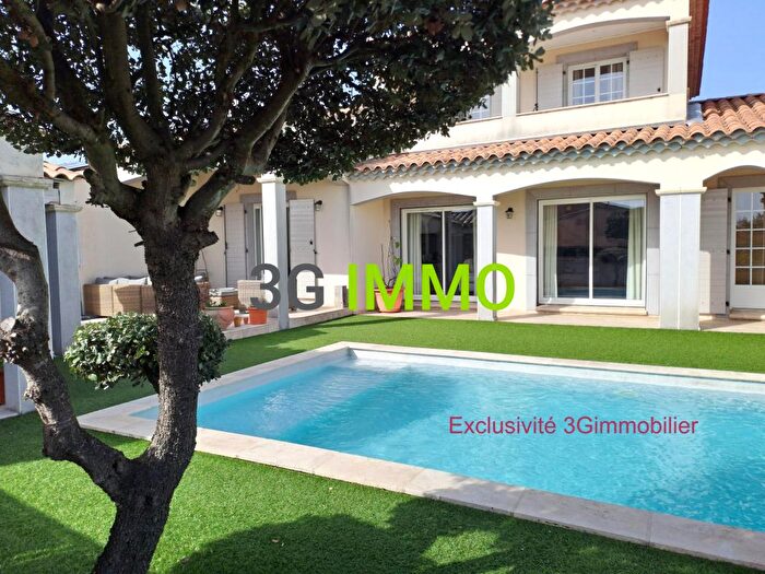 Maison à vendre - Saint-Maximin - 6 pièces - 4 chambres