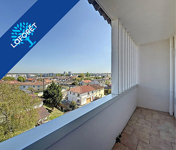 Appartement à vendre - Lormont, Bourg, Mairie - 3 pièces - 2 chambres