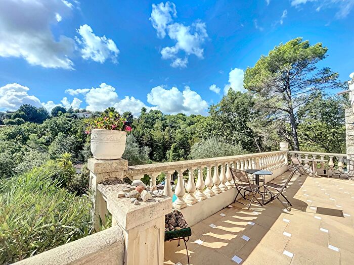 Maison à vendre - Le Rouret - 5 pièces - 3 chambres