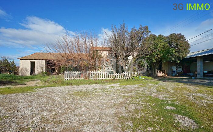 Maison à vendre - Camaret-sur-Aigues - 5 pièces - 3 chambres