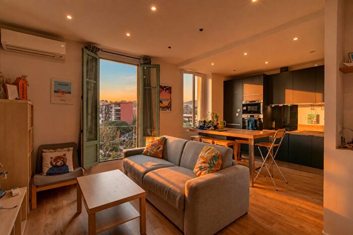 Appartement 2 pièces à vendre à Nice, Acropolis, République