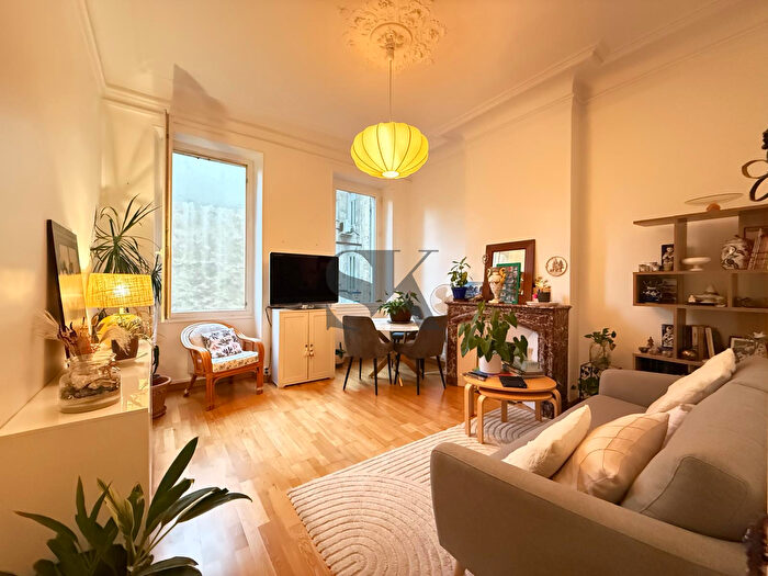 Appartement à vendre - Marseille e , Saint-Lambert - 2 pièces - 1 chambre