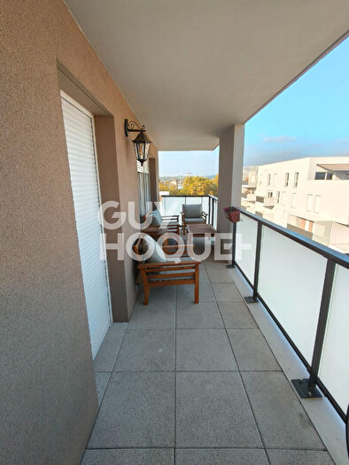 Appartement à vendre - Givors, Plaines, Varissan - 3 pièces - 2 chambres