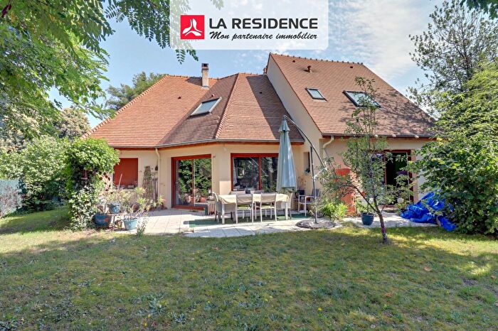 Maison 7 pièces à vendre à Verneuil-sur-Seine, Les Clairières, Les Renardières