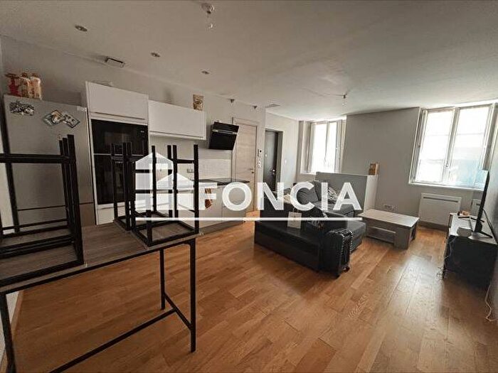 Appartement à louer - Centre, Tours - 3 pièces - 2 chambres