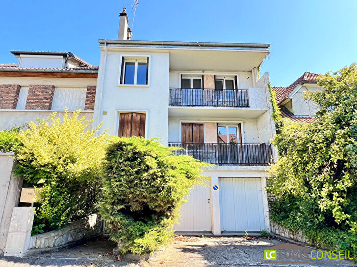 Appartement 4 pièces à Bourg-la-Reine, Centre-Nord, à louer