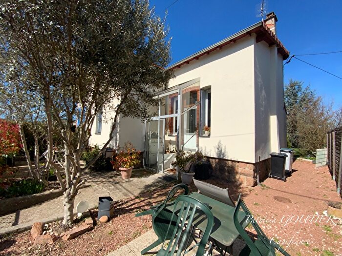 Maison à vendre - Saint-Germain-Laval - 3 pièces - 2 chambres