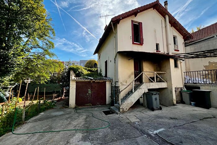Maison 5 pièces à Gagny, Jean Moulin, à vendre