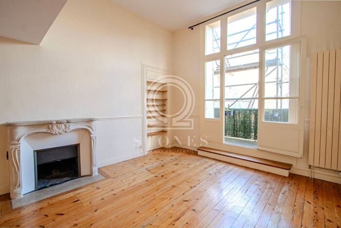 Maison à louer - Saint-Germain-en-Laye - 5 pièces - 4 chambres