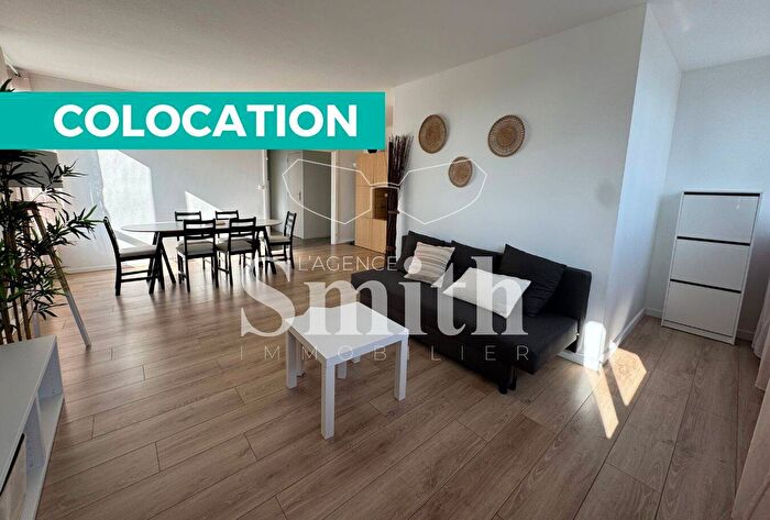 Appartement à louer - Mont-Saint-Aignan - 6 pièces - 5 chambres