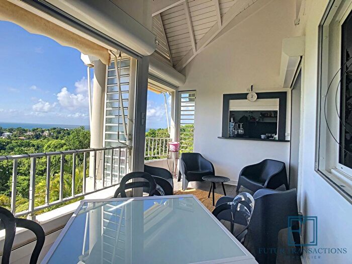 Appartement à louer - Le Gosier - 4 pièces - 1 chambre